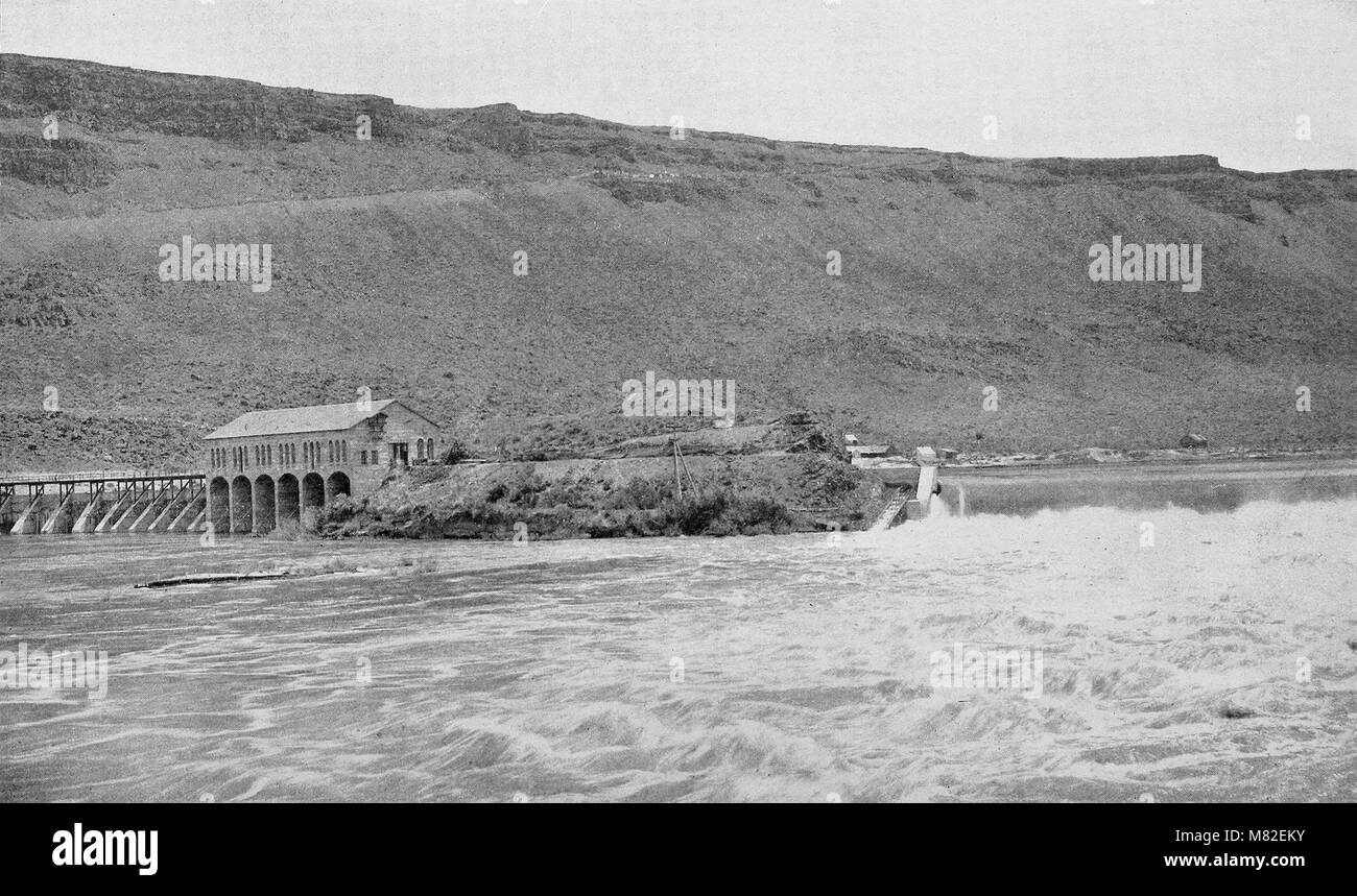 Cassiers Black and White Stock Photos & Images - Alamy