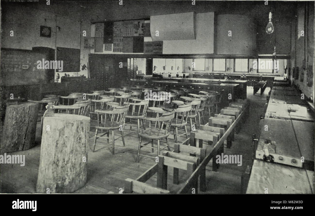 The catalog and circular of the State Normal School, Bridgewater (1896 ...