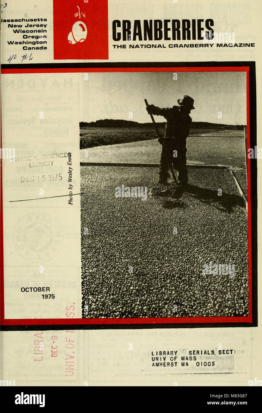 Cranberries; - the national cranberry magazine (1974) (20698108642 ...