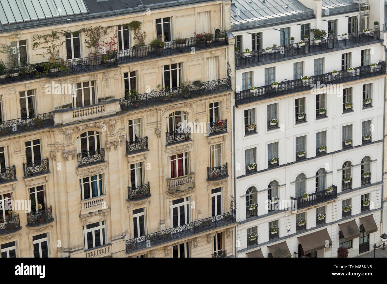 Residential blocks hi-res stock photography and images - Alamy