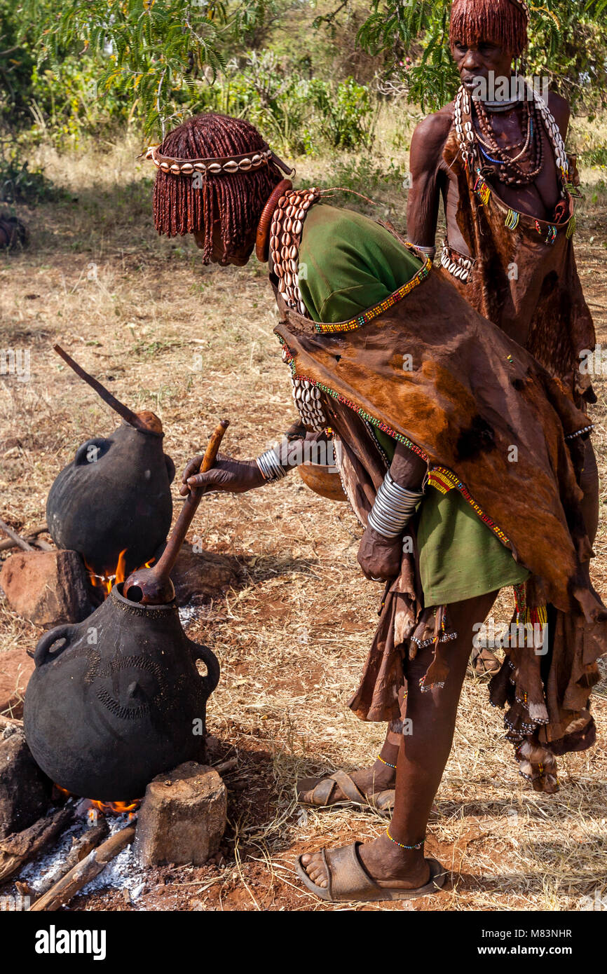 South african tribes hi-res stock photography and images - Alamy