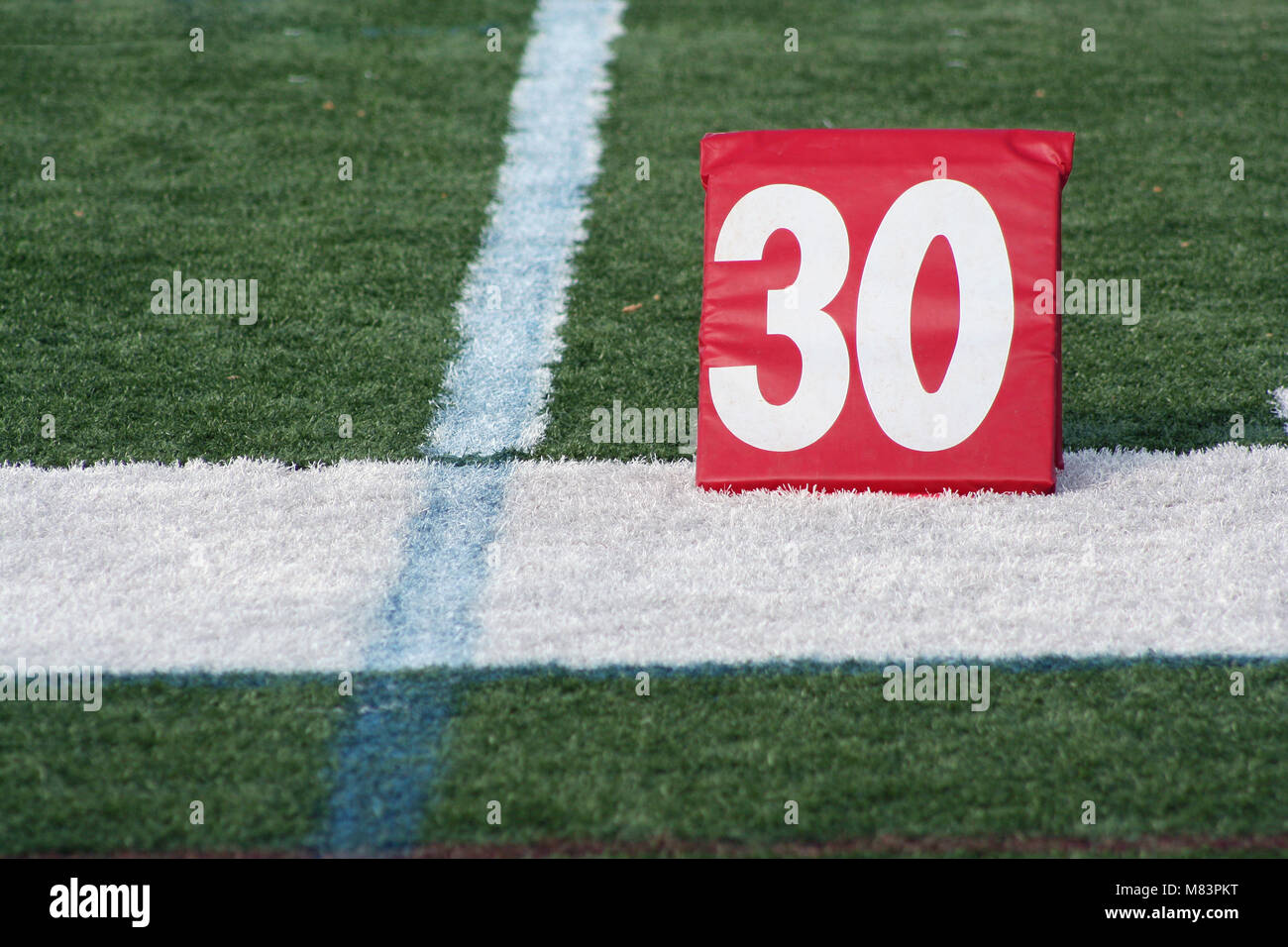 Thirty yard hi-res stock photography and images - Alamy