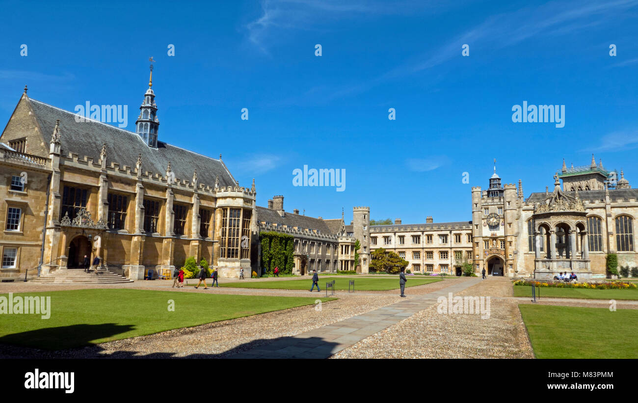 Trinity college quad cambridge hi-res stock photography and images - Alamy
