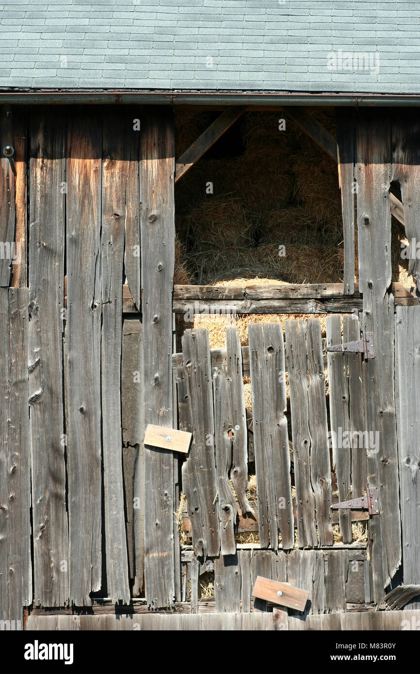 Wooden bails hi-res stock photography and images - Alamy