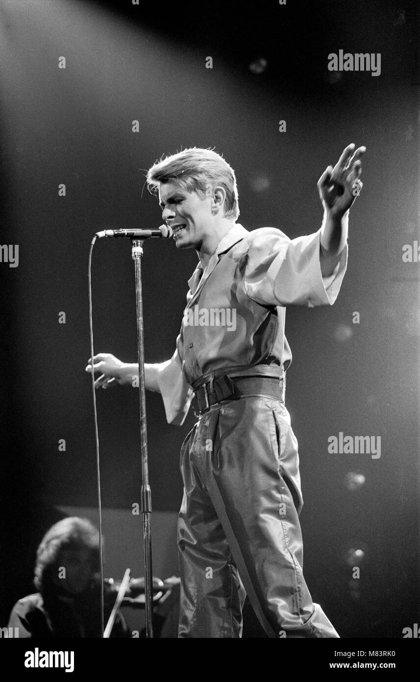 Isolar ii world tour hi-res stock photography and images - Alamy