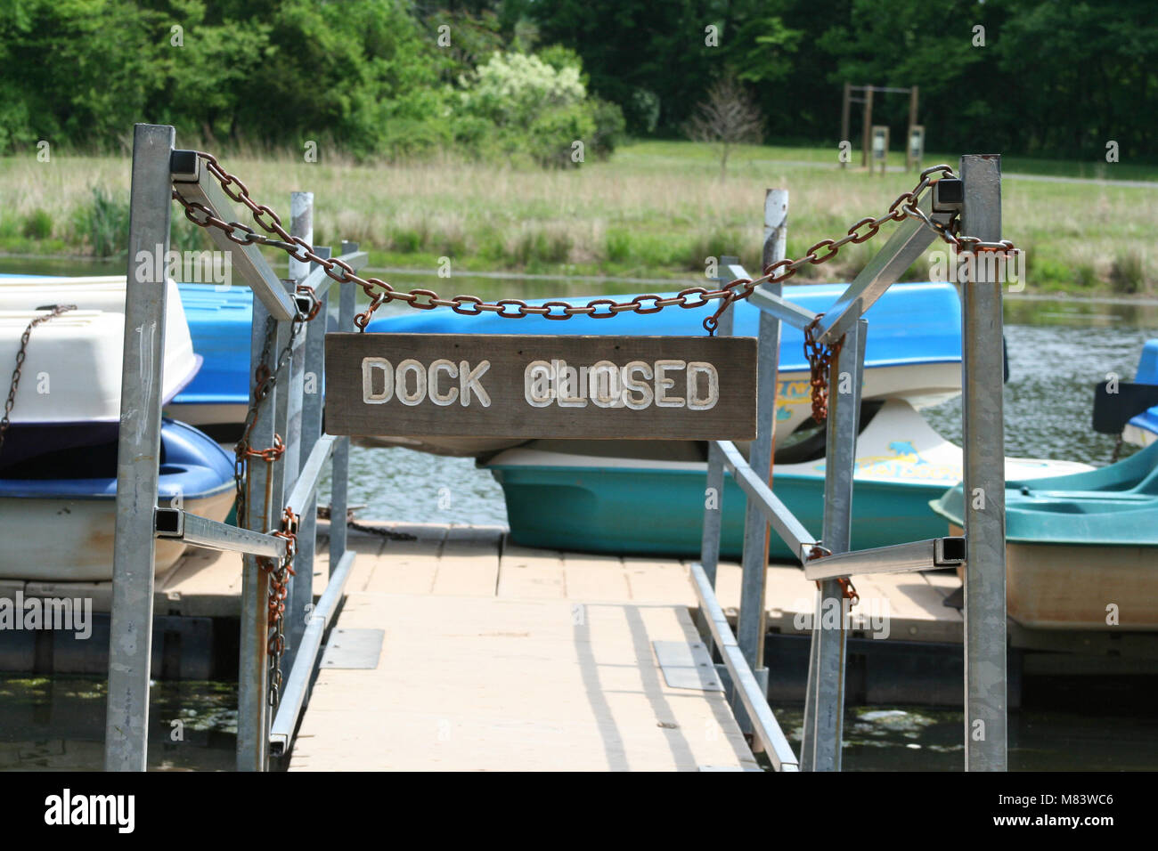 an image of a Closed Boat Dock Sign Stock Photo - Alamy