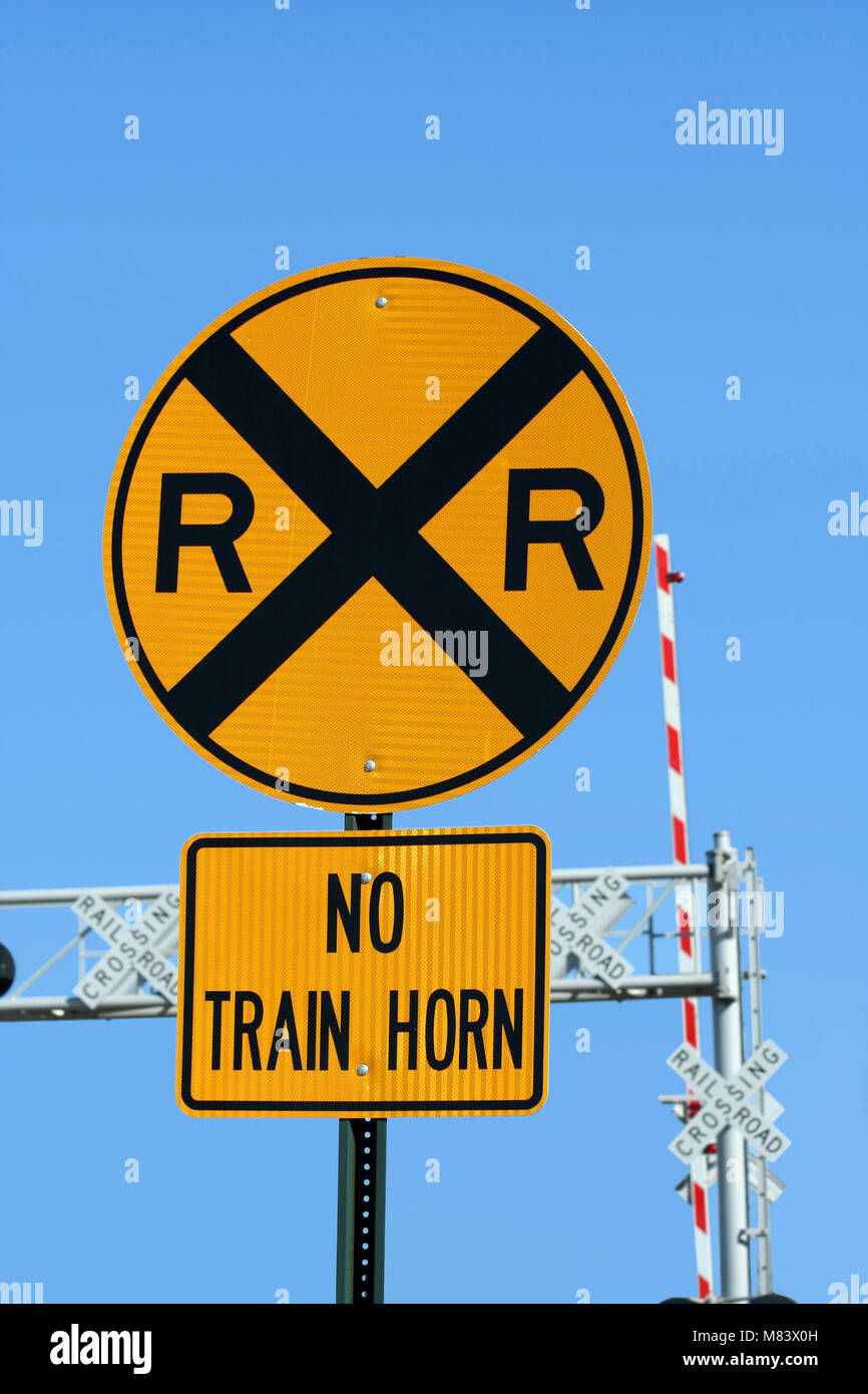 A Railroad crossing sign Stock Photo - Alamy