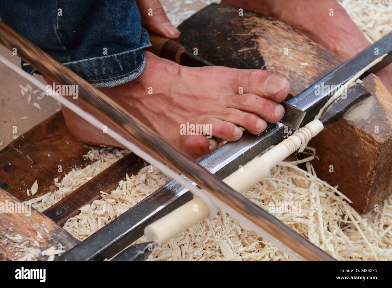 Working hands for feet hi-res stock photography and images - Alamy