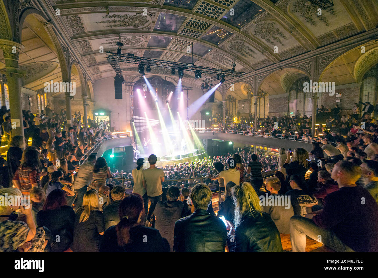 Concert hall gig hi-res stock photography and images - Alamy