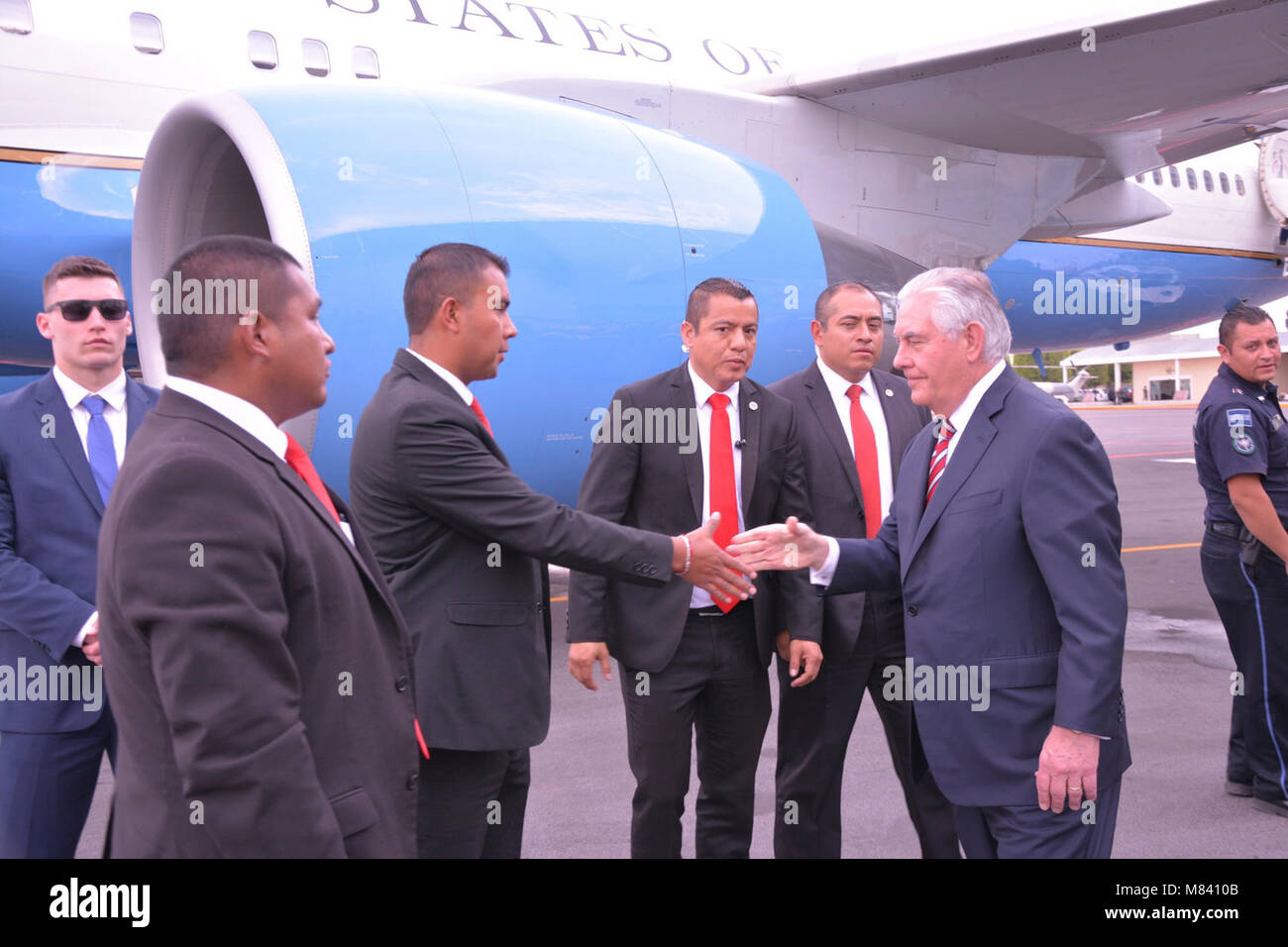 Secretary Tillerson Thanks the Mexican Security Detail for Their ...