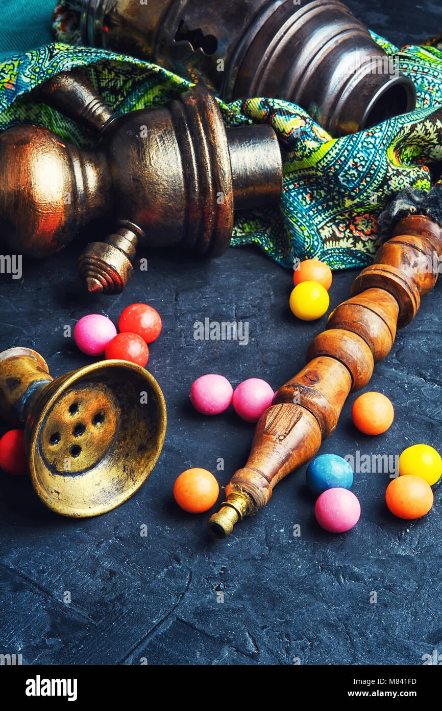 vintage turkish hookah and ball bubble gum Stock Photo - Alamy