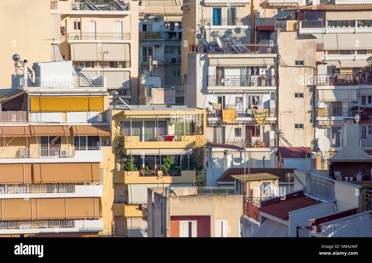 Messy block of flats hi-res stock photography and images - Alamy