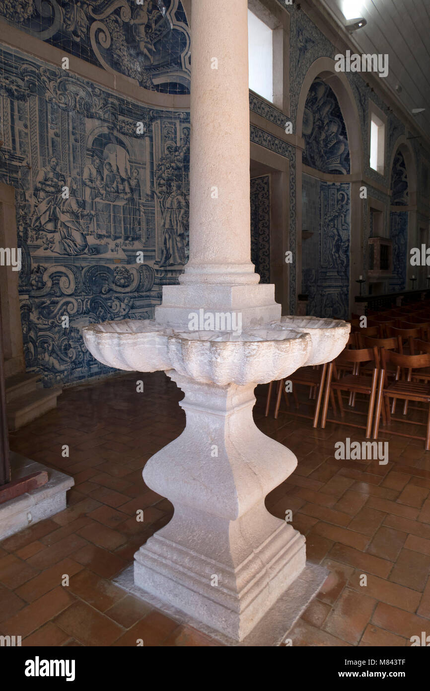 Baptismal font catholic church hi-res stock photography and images - Alamy