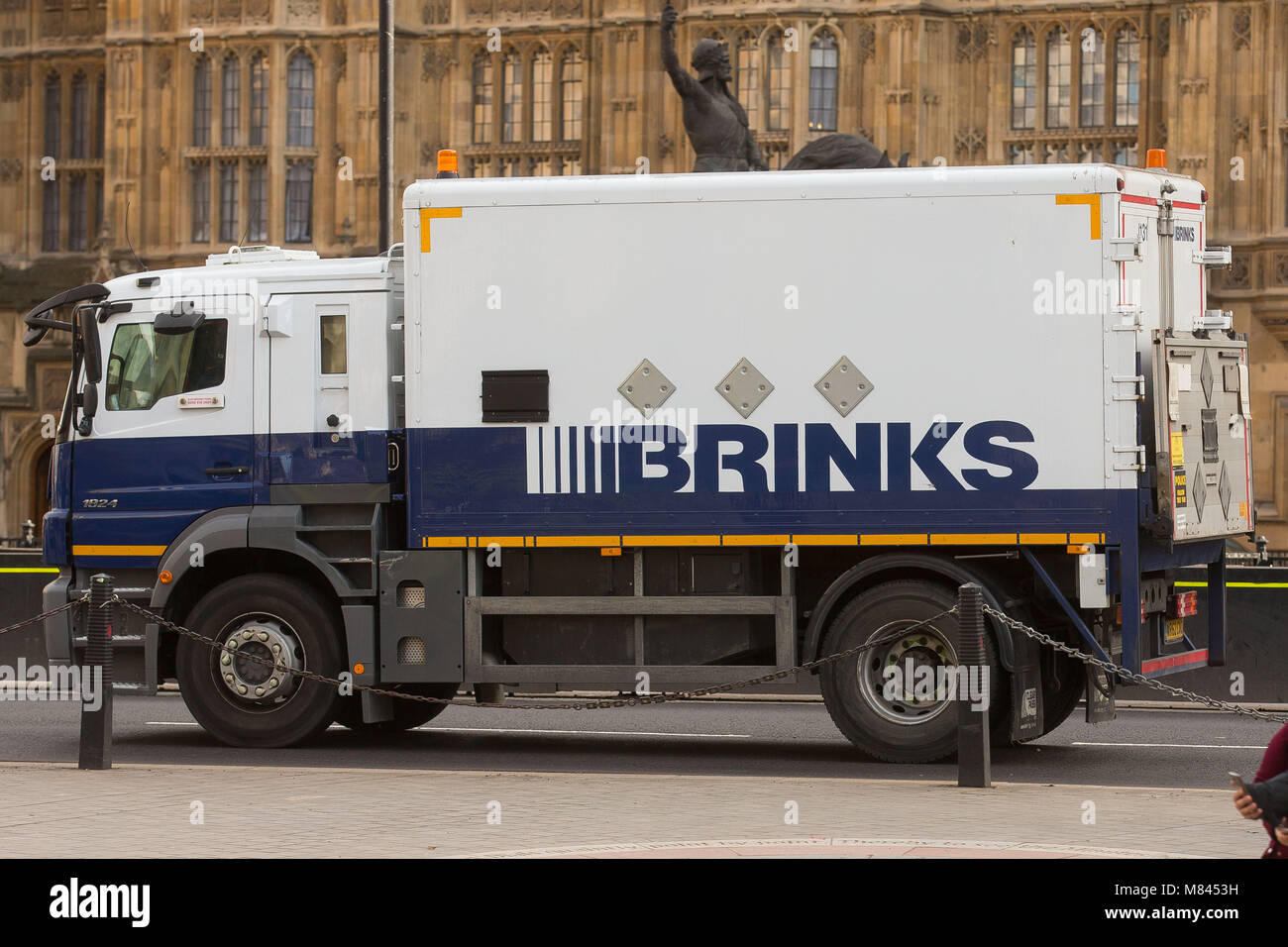 Gold bullion van hi-res stock photography and images - Alamy
