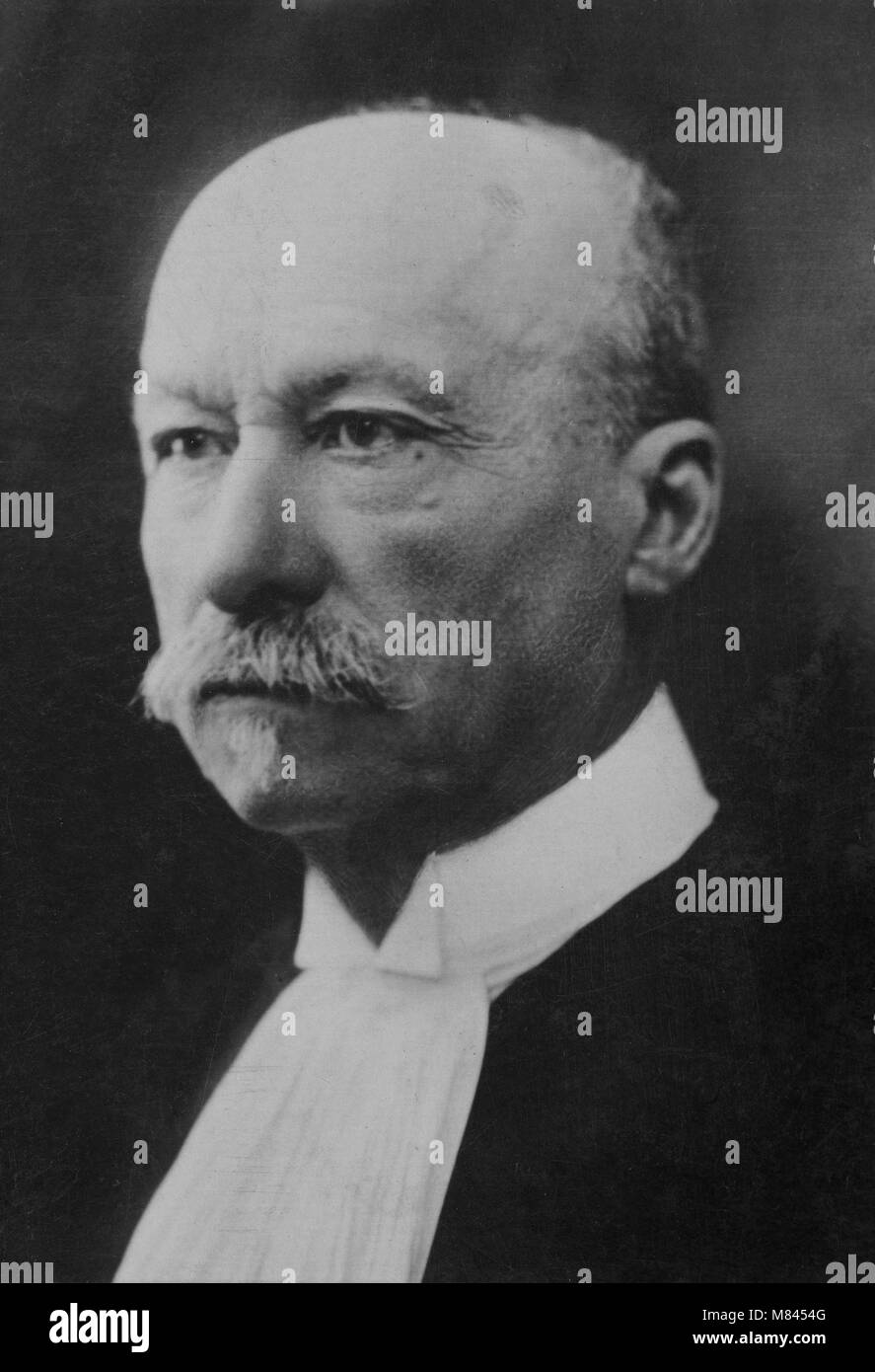 Portrait of the lawyer Aime Mennesson ( 1847 - 1931 ) - anonymous ...