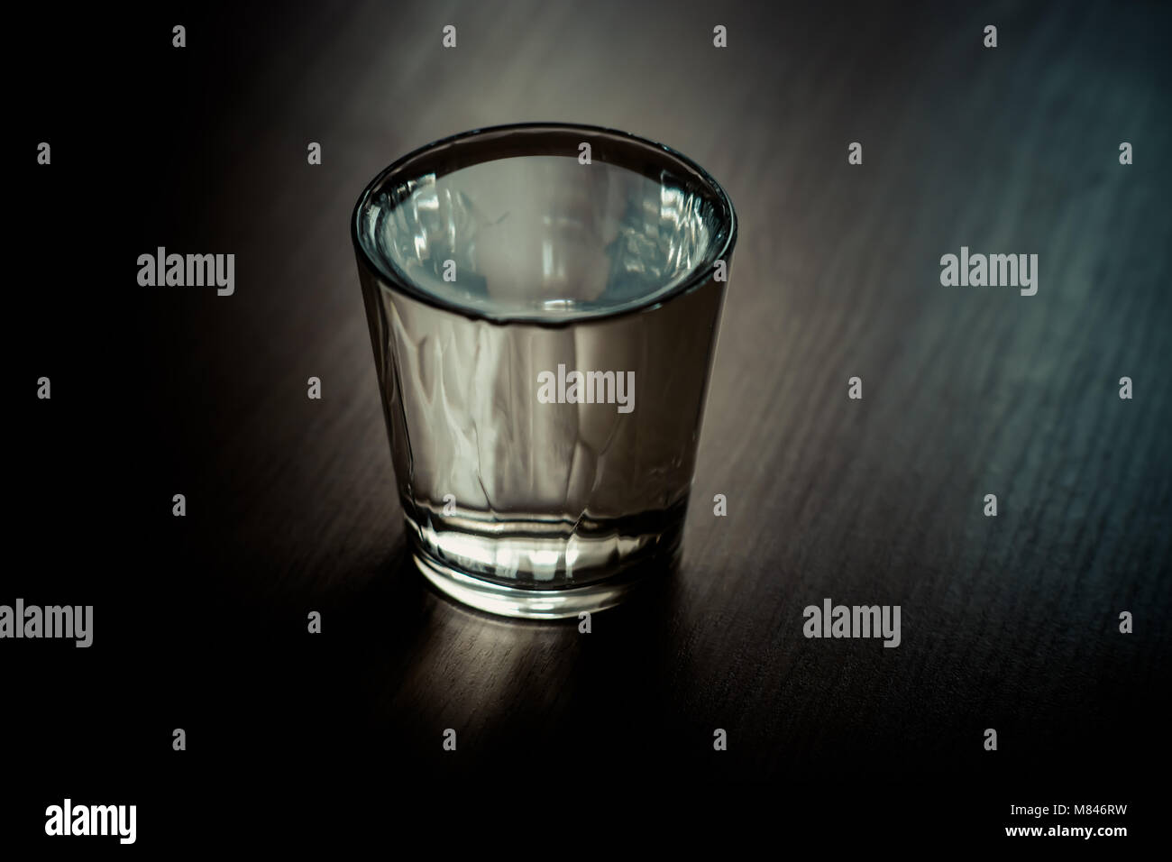 Glass dark clear hi-res stock photography and images - Alamy