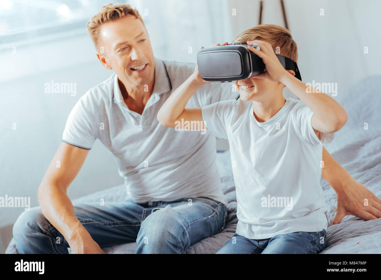 Boy wearing 3d glasses hi-res stock photography and images - Alamy