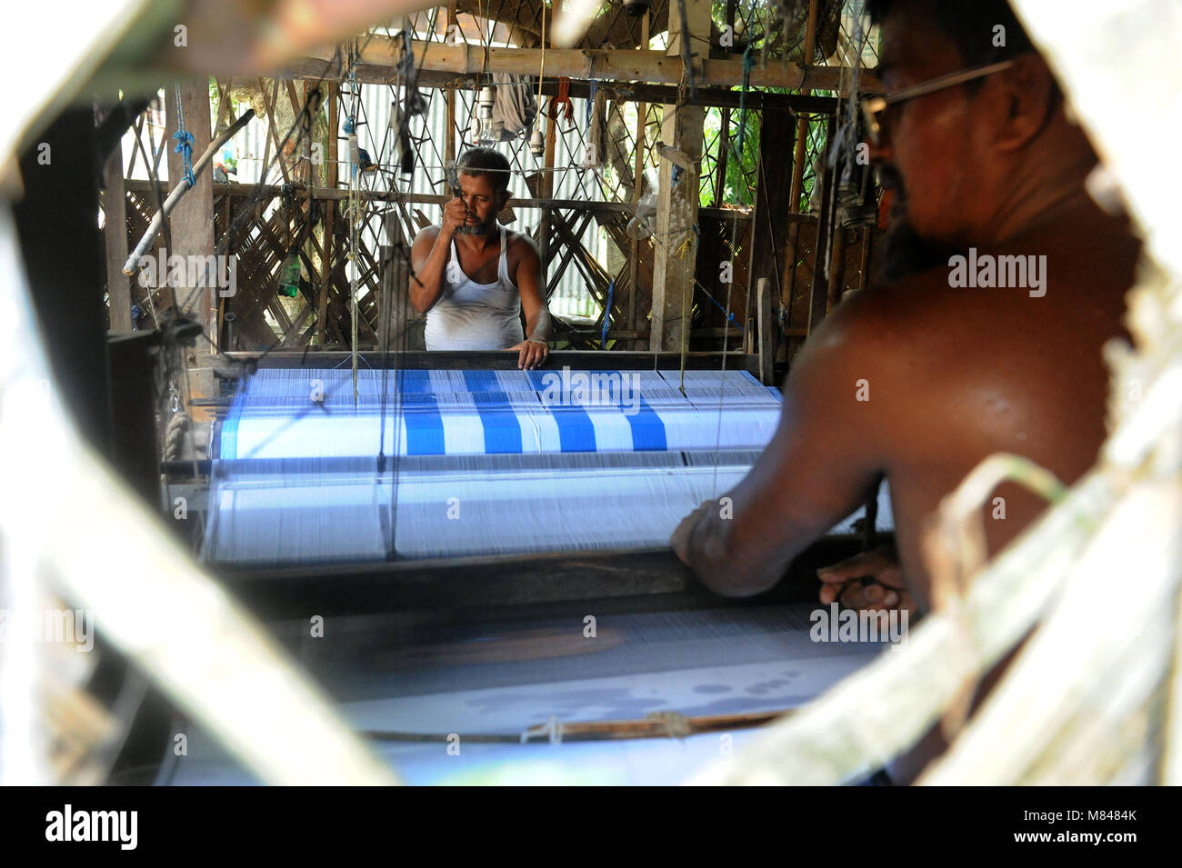 Handloom Factory Stock Photos & Handloom Factory Stock Images - Alamy