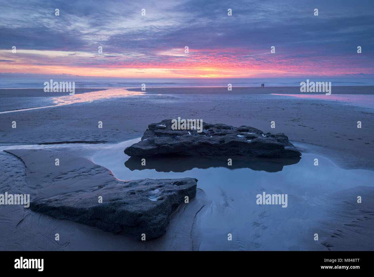 Dunraven Bay, Southerndown High Resolution Stock Photography and Images ...