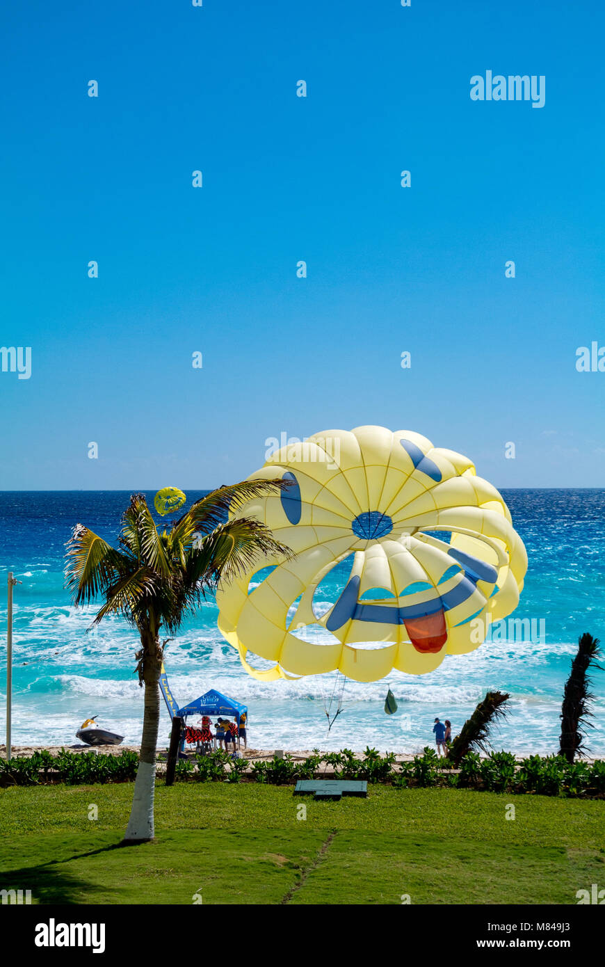 Cancun hi-res stock photography and images - Alamy