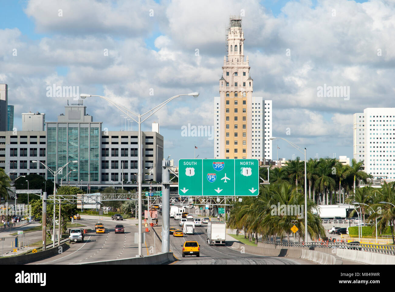 The view of Port Boulevard at the entrance to Miami downtown (Florida ...