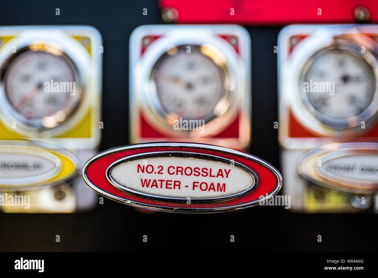 Crosslay hi-res stock photography and images - Alamy