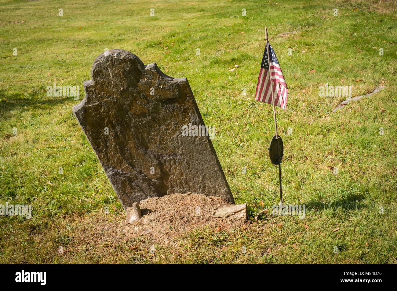 Unmarked grave hi-res stock photography and images - Alamy