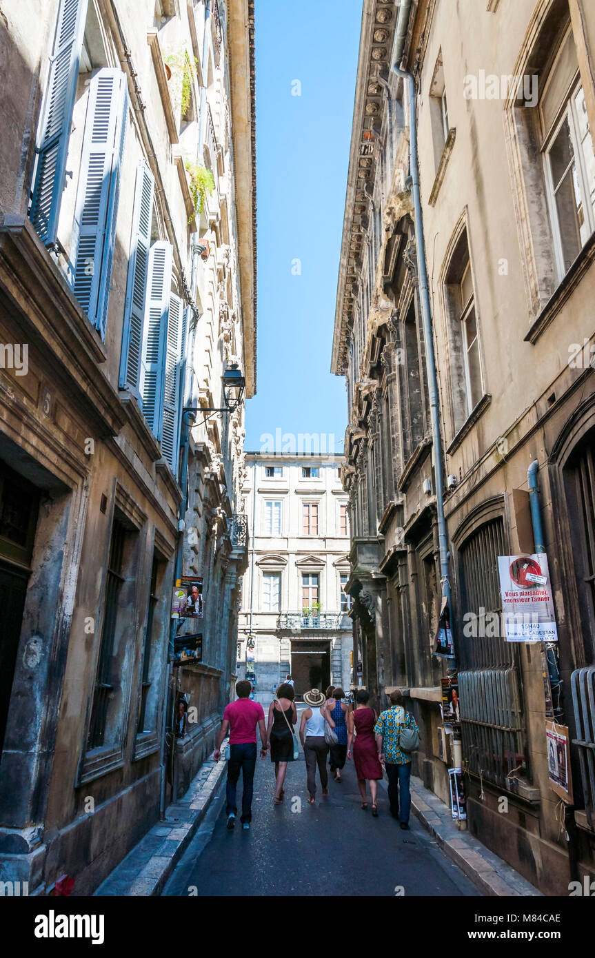 Avignon festival hi-res stock photography and images - Alamy