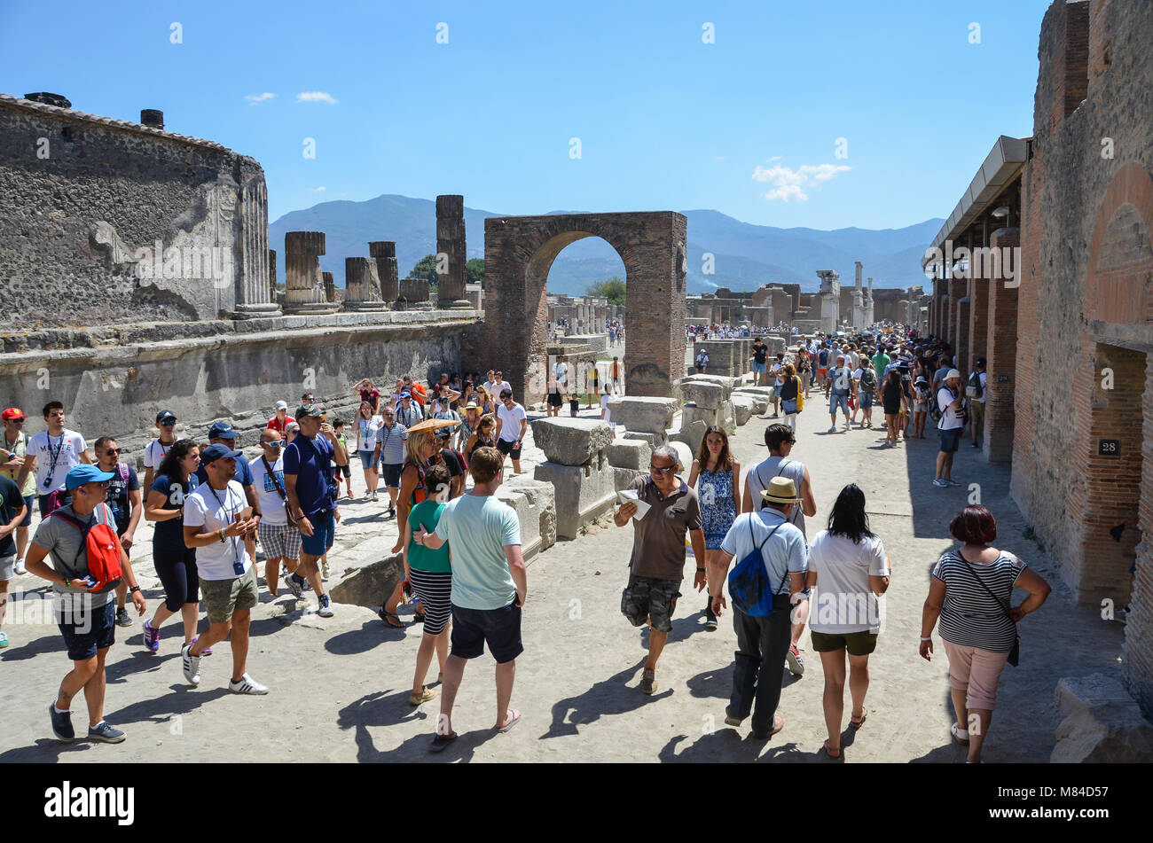 Pompeii forum arch hi-res stock photography and images - Alamy