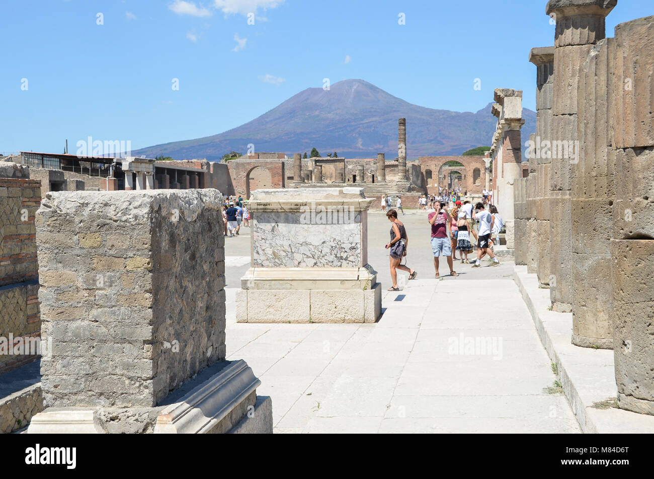 Vesuvius the background hi-res stock photography and images - Alamy