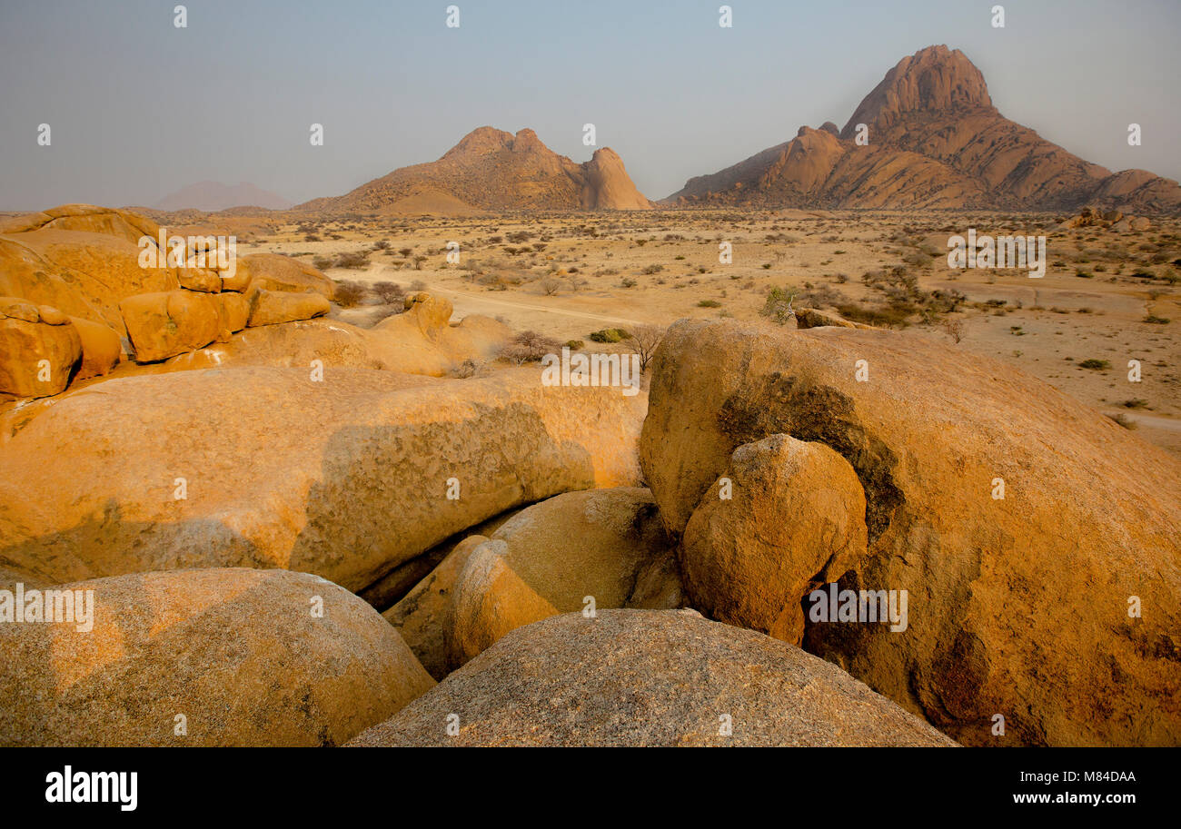 SPITZKOPPE, NAMIBIA - The landscape of Spitzkoppe in Namibia Stock ...