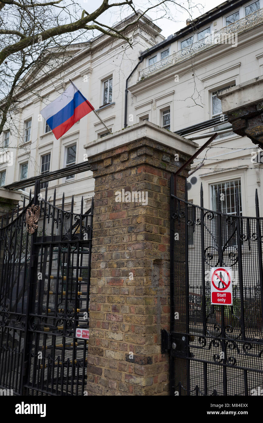 Russian embassy london exterior hi-res stock photography and images - Alamy