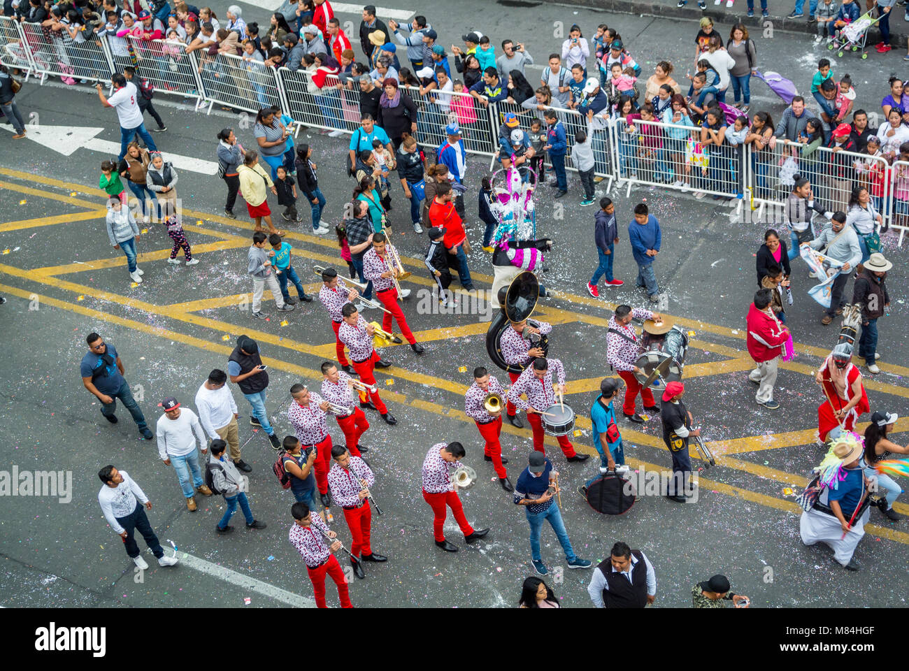Mexican street carnivals hi-res stock photography and images - Alamy