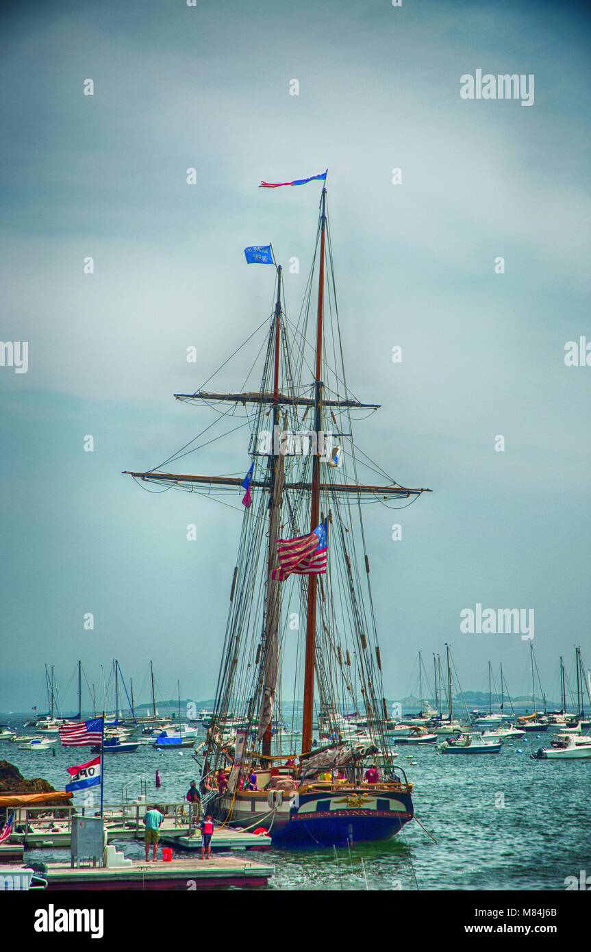 Tall ship summertime hi-res stock photography and images - Alamy