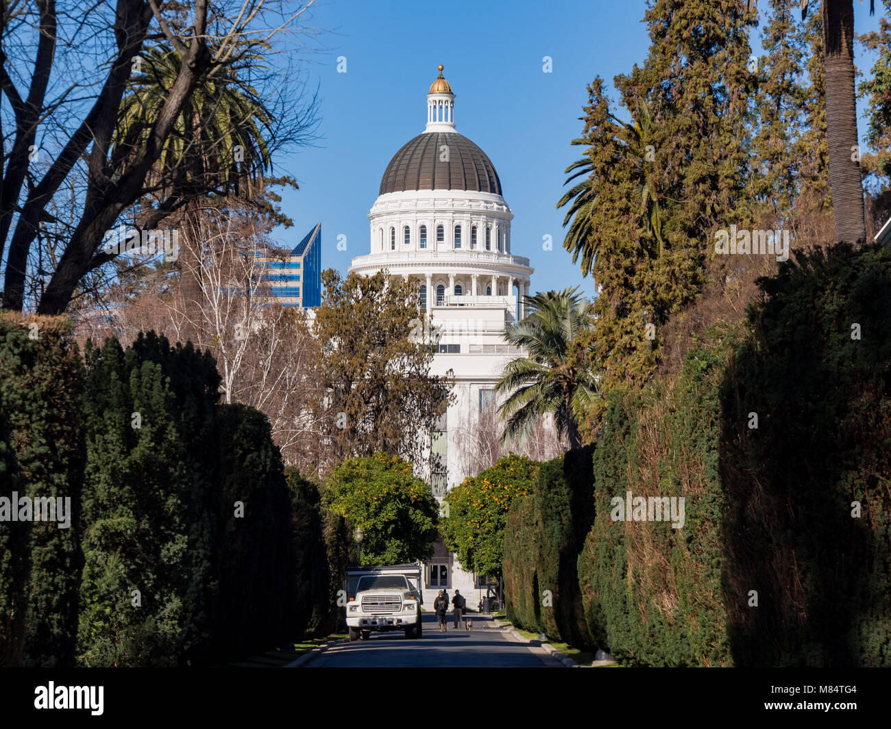 Afternoon exterior view of the historical California State Capitol at ...