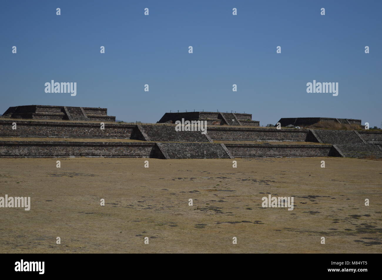 Ancient structures hi-res stock photography and images - Alamy