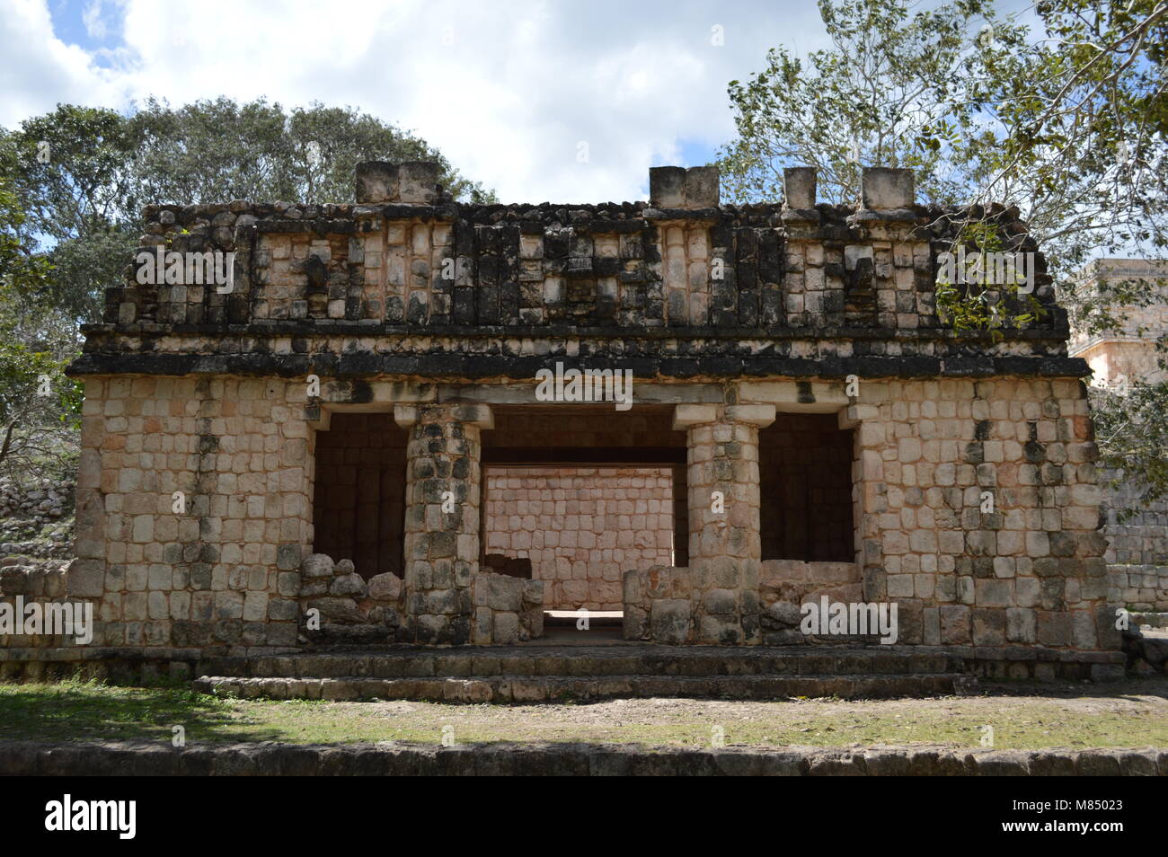Small ruin temples hi-res stock photography and images - Alamy