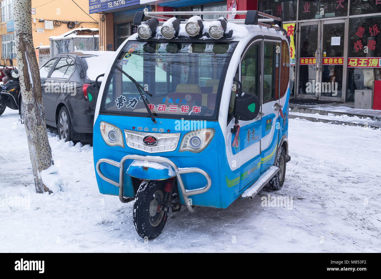 Three wheel cabin scooter hi-res stock photography and images - Alamy