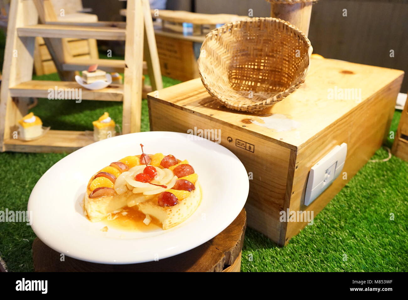 Beautiful serving buffet table. Catering in restourant Stock Photo - Alamy