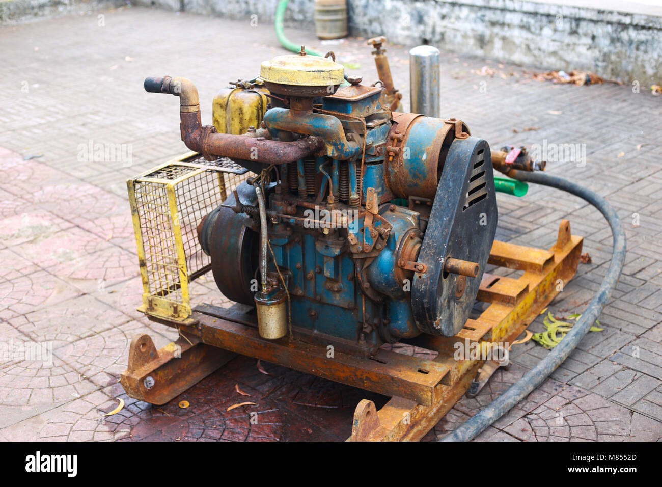 Top kerala machine hi-res stock photography and images - Alamy