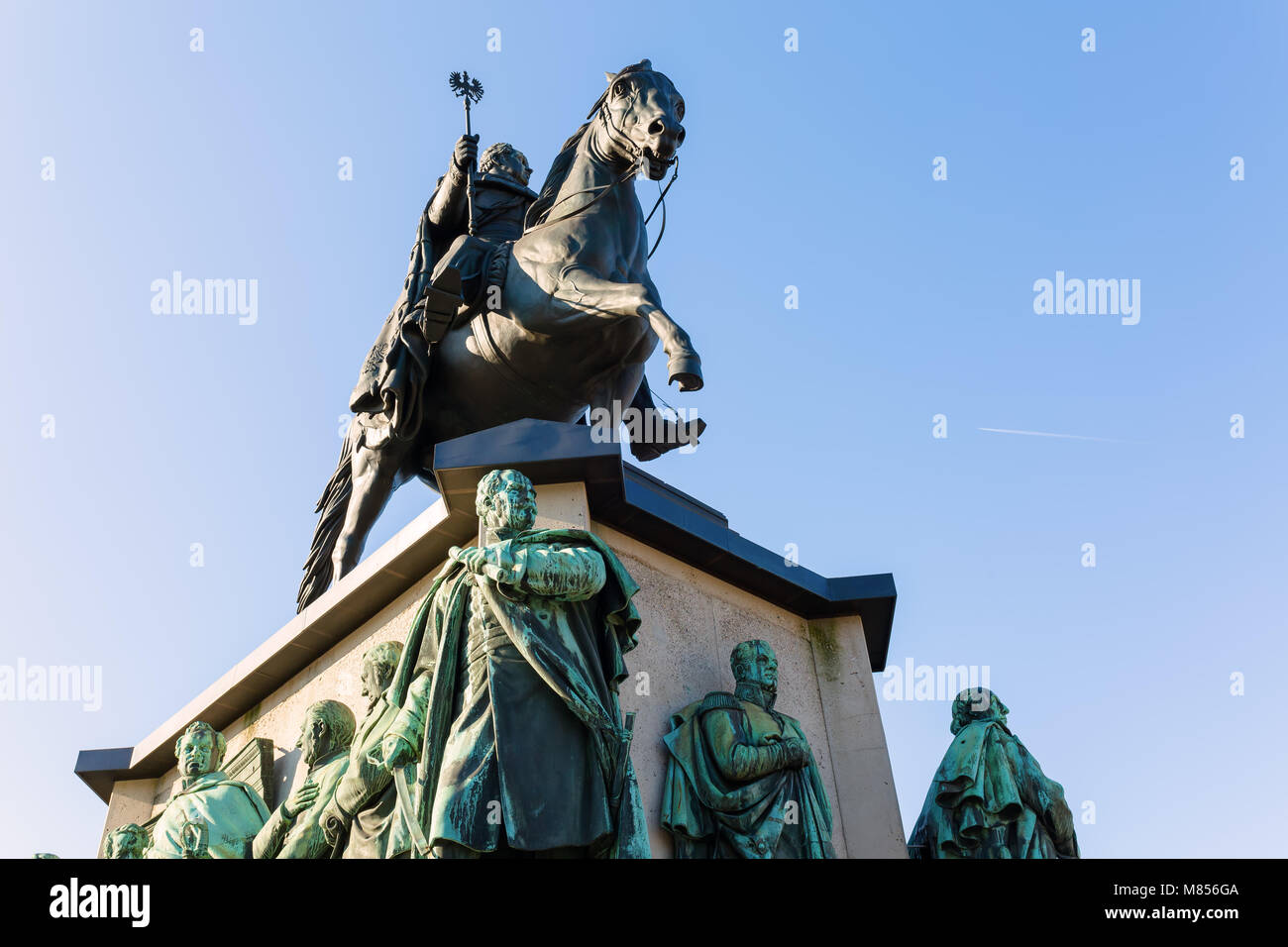 Largest bronze statue in europe hi-res stock photography and images - Alamy