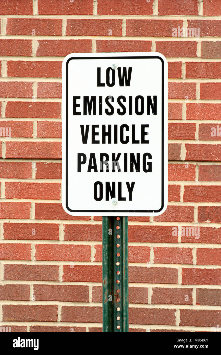 Parking sign low emission hi-res stock photography and images - Alamy