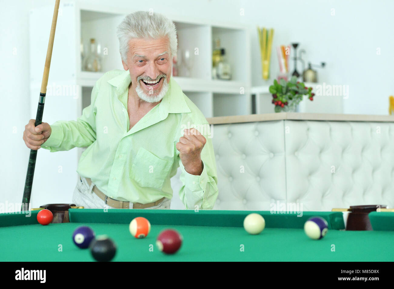 Billiard stick hi-res stock photography and images - Alamy