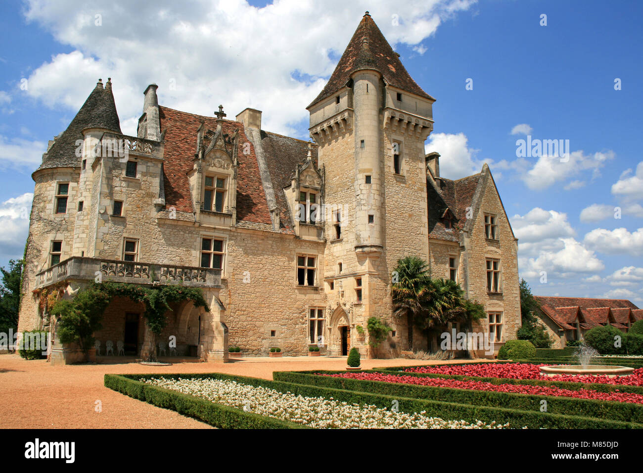 The Milandes castle in Castelnaud-la-Chapelle (France Stock Photo - Alamy