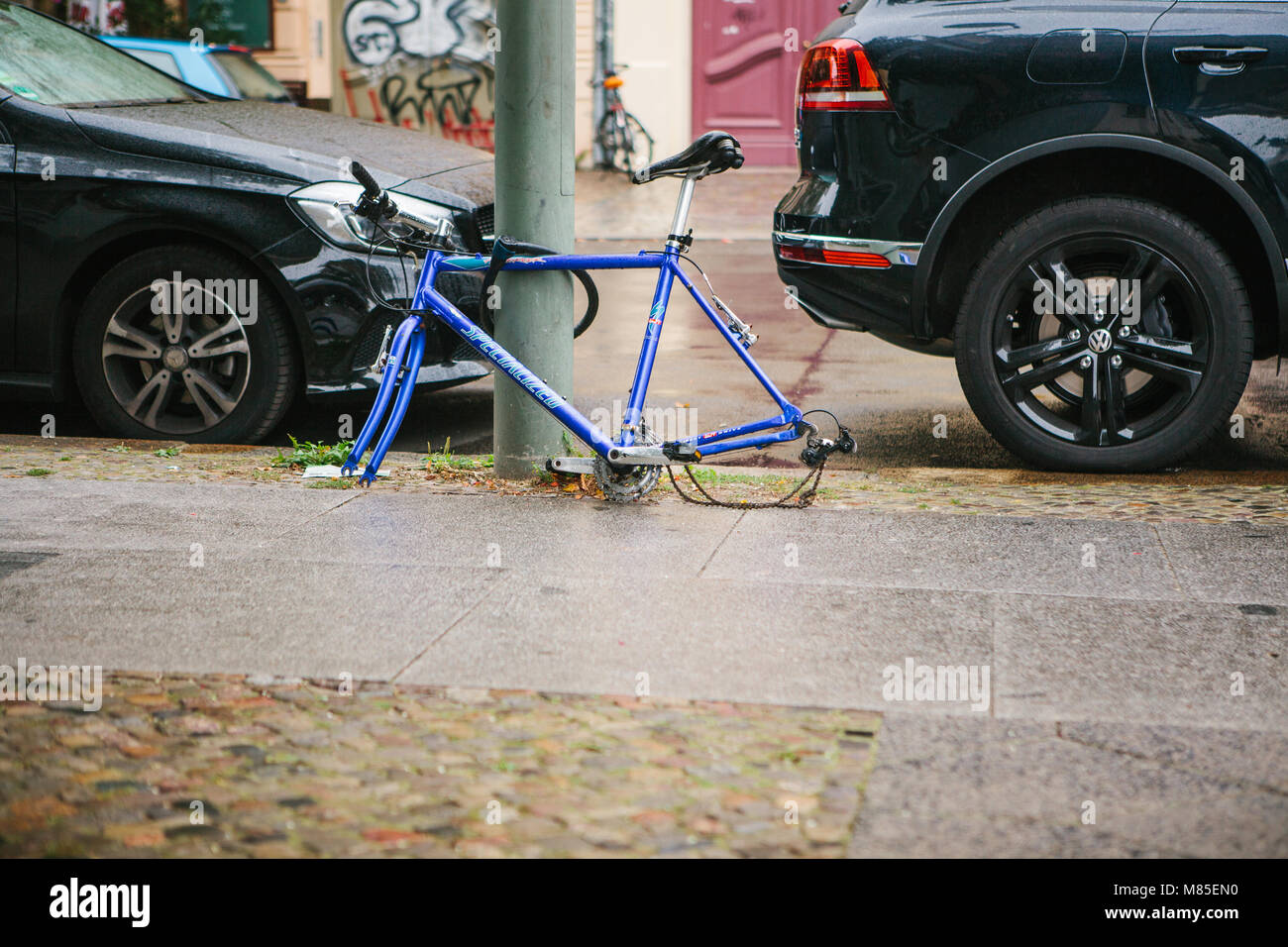 Bike Without Wheels High Resolution Stock Photography and Images - Alamy