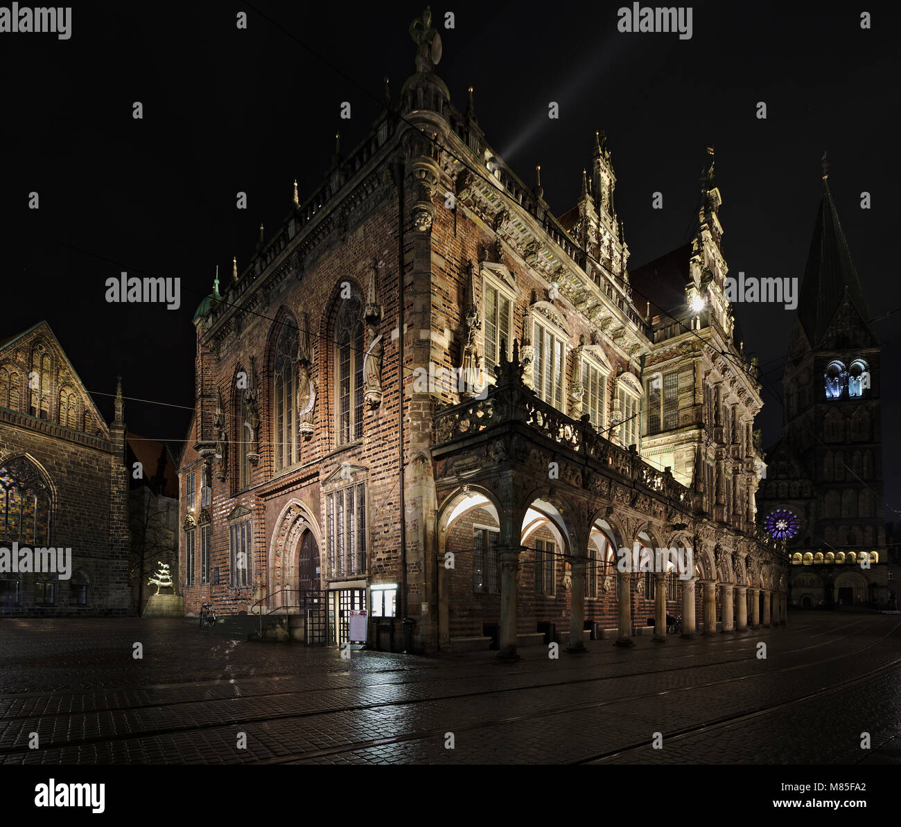 Historic city hall in Bremen, Germany at night Stock Photo - Alamy