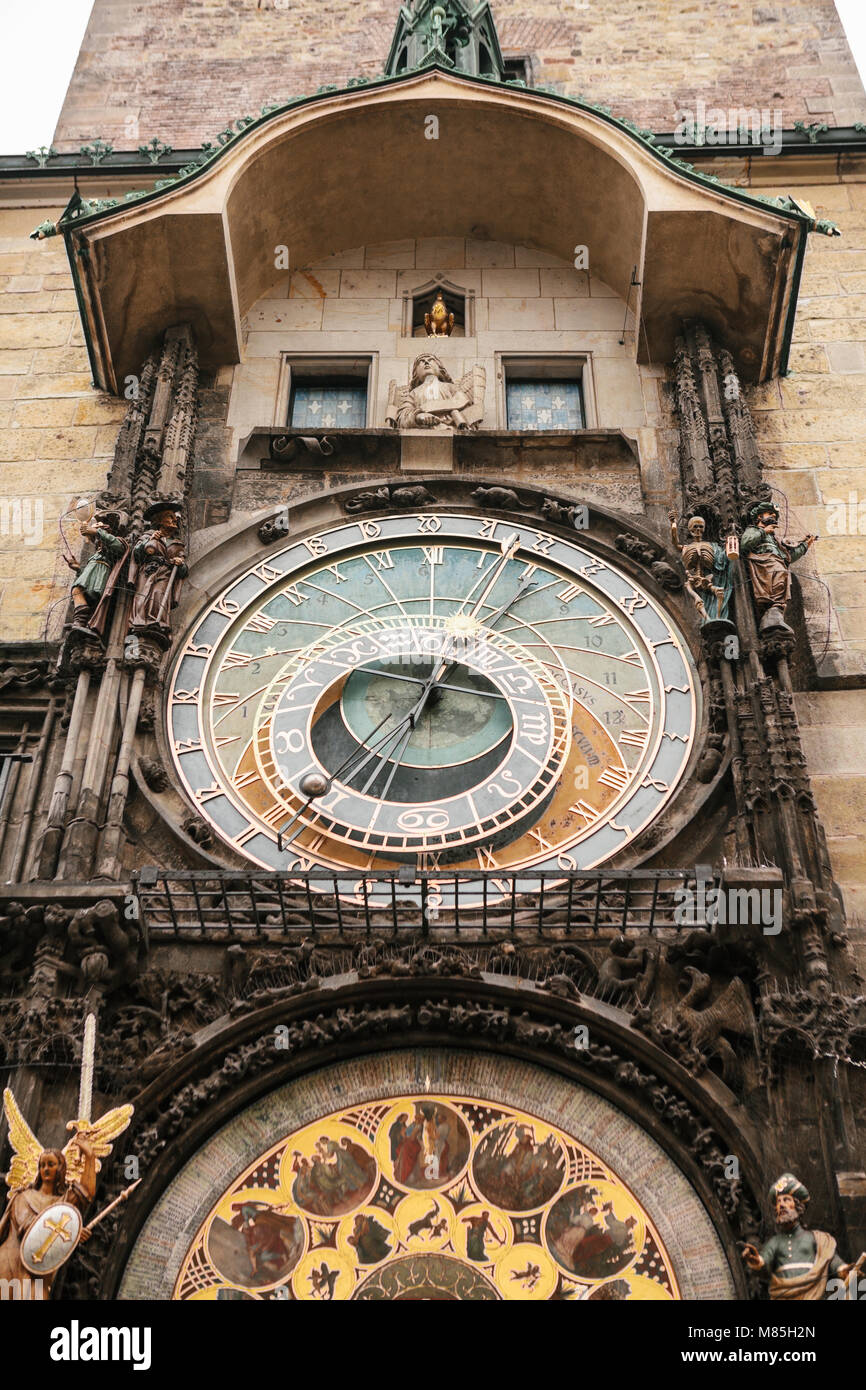 Solar clock on monument in hi-res stock photography and images - Alamy