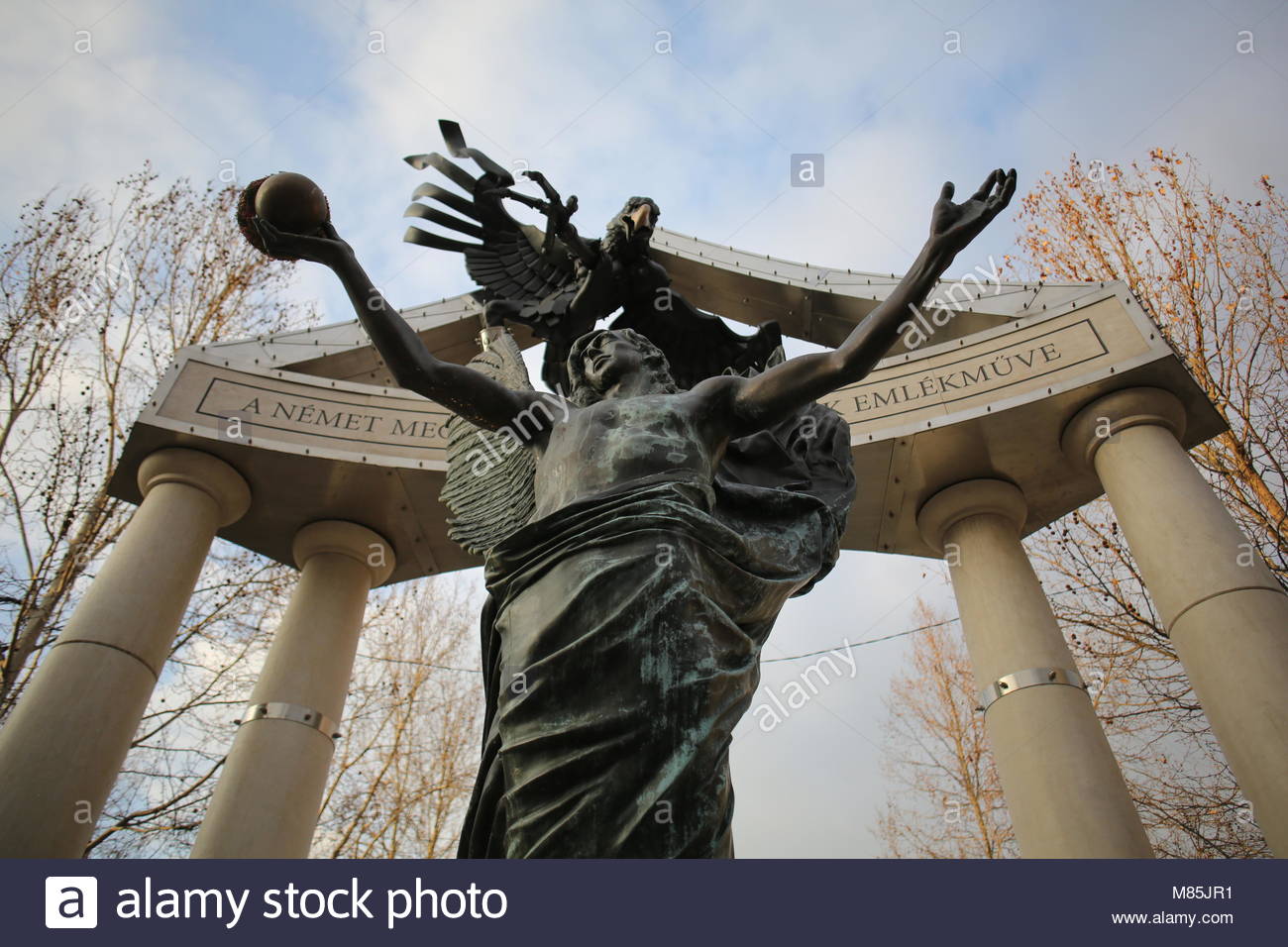 Controversial Statue High Resolution Stock Photography and Images - Alamy