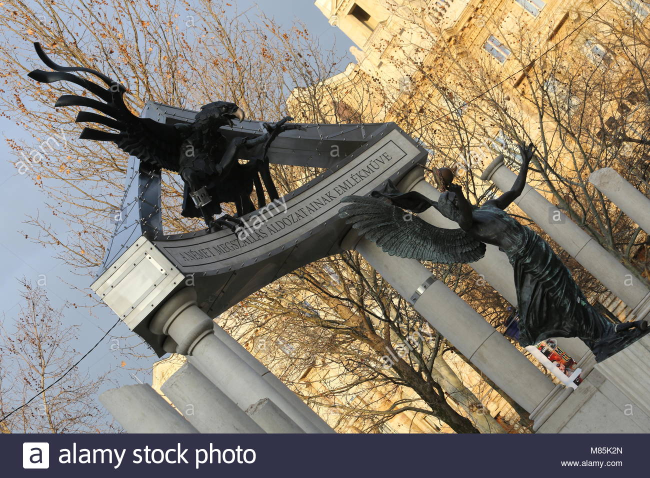 Controversial Statue High Resolution Stock Photography and Images - Alamy