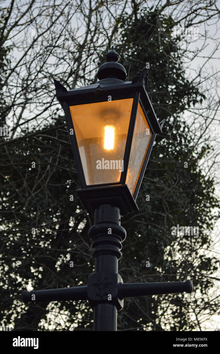 Victorian Street Light Stock Photos & Victorian Street Light Stock ...